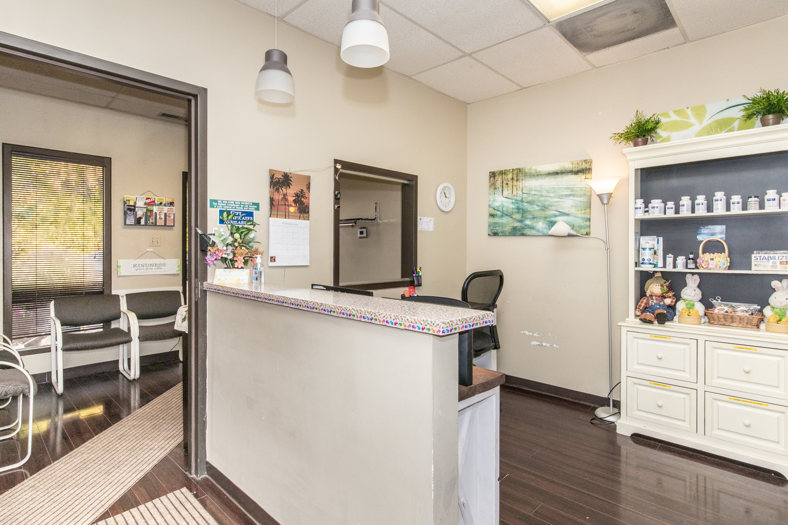 1645 River Road 19 Des Plaines, IL 60018 - Hawkeye Commercial Real Estate